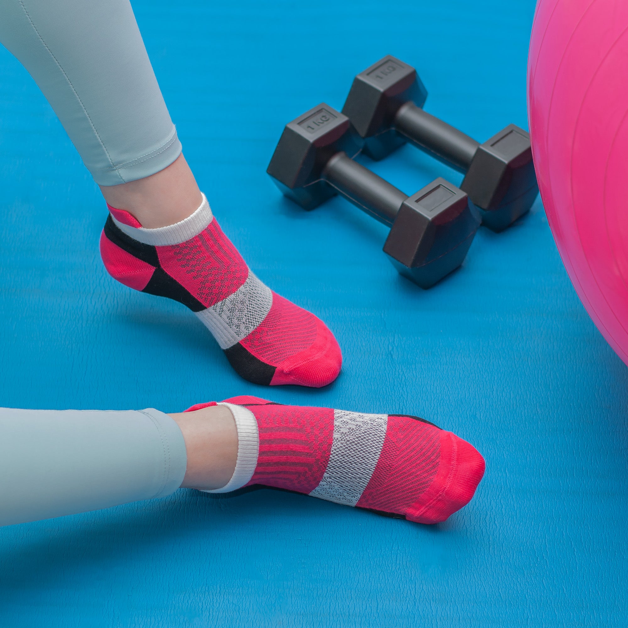 GoWith™ : High Quality and Durable Socks Made with Passion